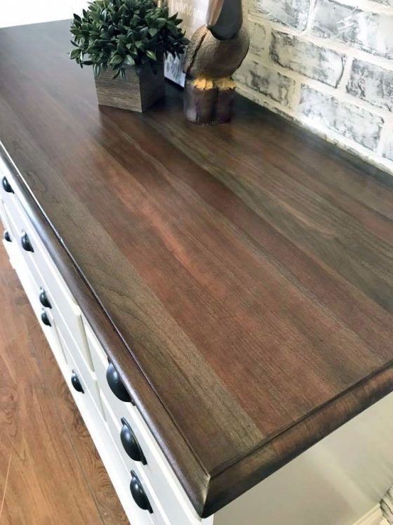How to Stain Pine Wood [Complete Guide] - EdgeFurnish
