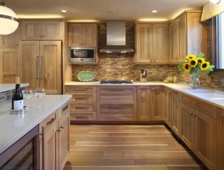 18 Gorgeous Light Wood Kitchen Cabinets Ideas - EdgeFurnish