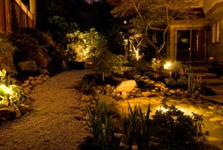 24 Stunning White Rock Garden Ideas for Your Front Yard - EdgeFurnish